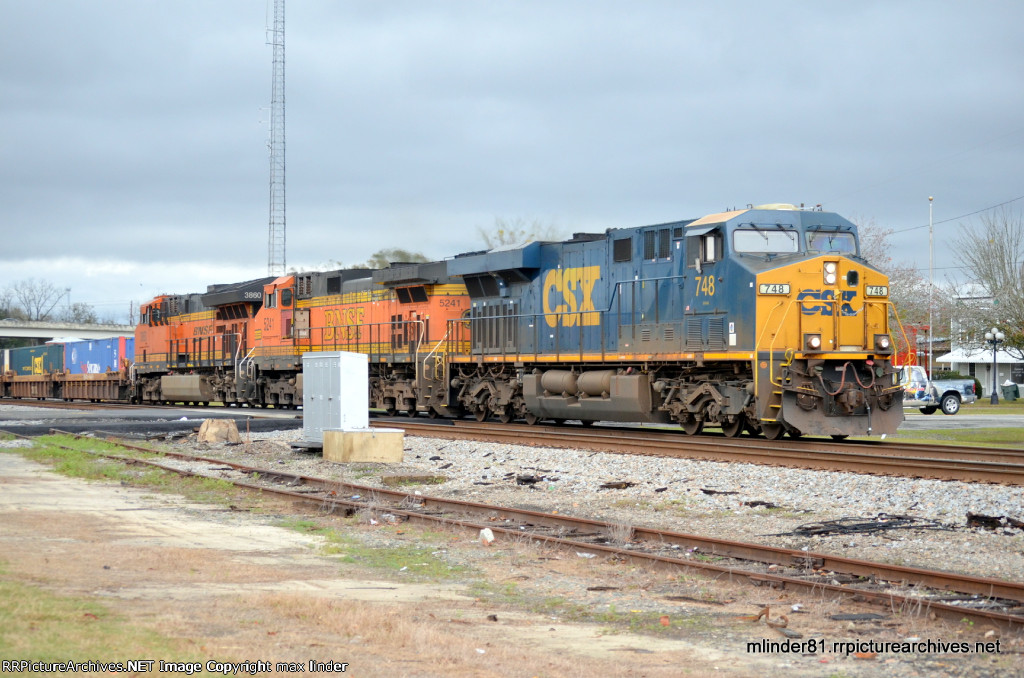CSX 748